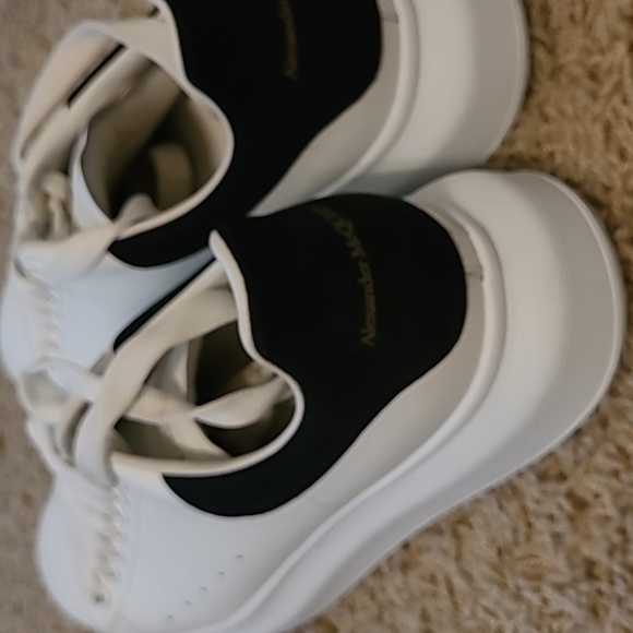 Alexander McQueen | Shoes | Alexander Mcqueen Tennis Shoes Perfect To ...